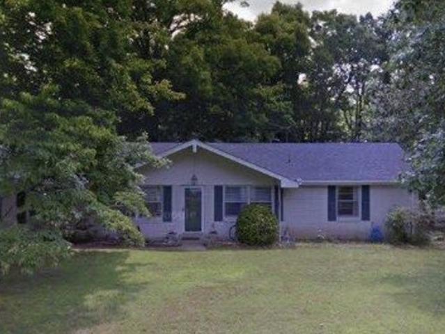 304 Cedarview Dr, Dickson, TN 37055