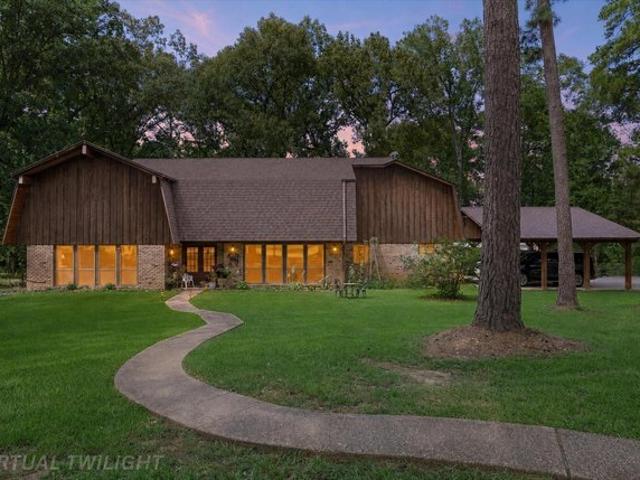 304 Cedar Cir, Marshall, TX 75672
