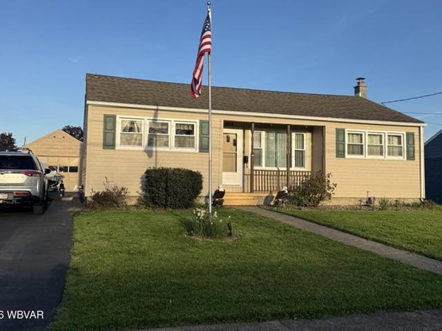 304 Chestnut St, Montoursville, PA 17754