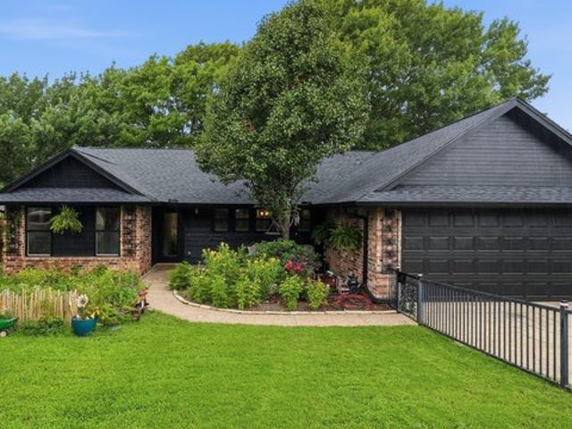 304 Cherry St, Weatherford, TX 76086