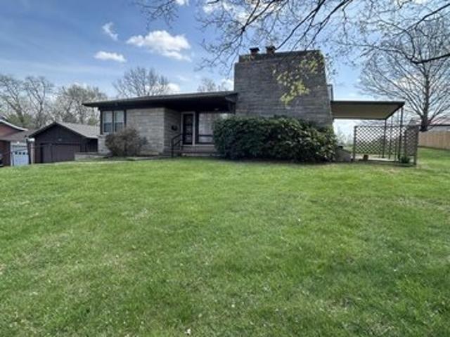 304 Crume Rd, Vine Grove, KY 40175