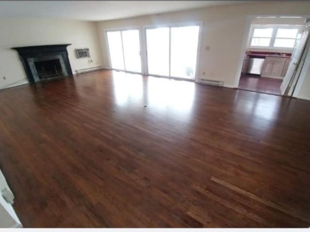 304 A Lake Shore South
