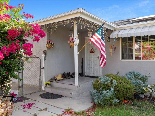 304 Adams St, Taft, CA 93268 | MLS #SR26056 | Compass