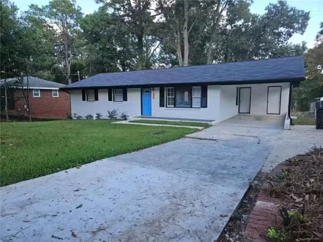 304 ASHBY WAY, WARNER ROBINS, GA 31088 Single Family Residence.