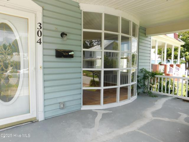 304 Avenue A