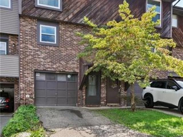 304 Bayberry Ln, Imperial, PA 15126