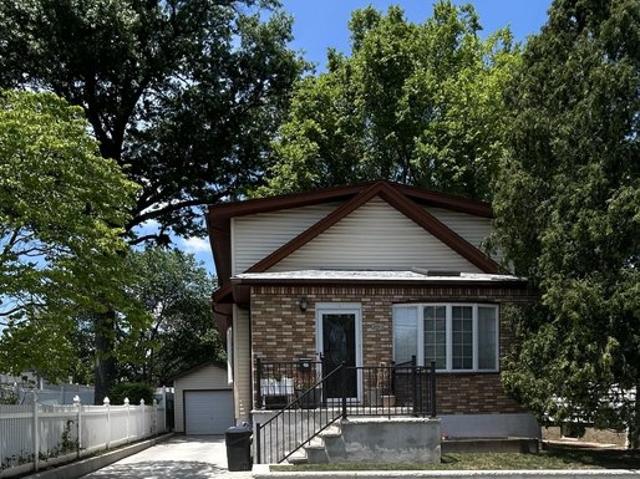 304 Bidwell Ave, Staten Island, NY 10314