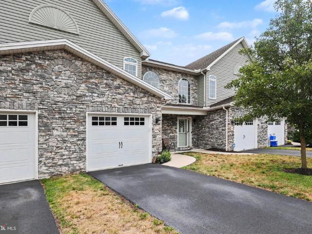 304 Briar Ridge Circle