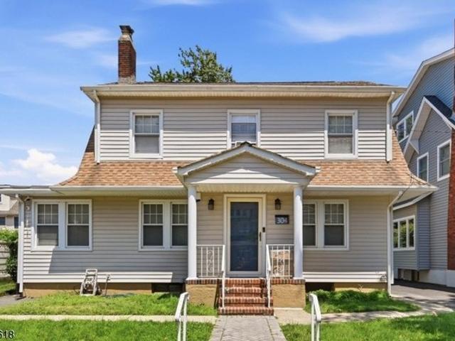 304 Brook Ave, Passaic, NJ 07055