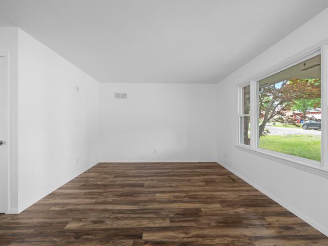 304 Greenbrier Lane