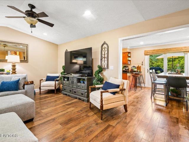304 Dogwood Lane