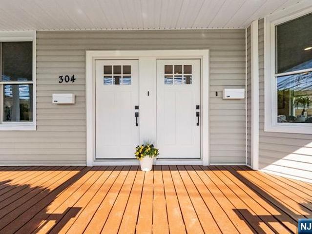 304 Delawanna Avenue # 1