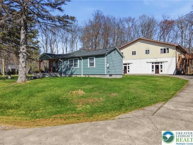 304 Drinker Tpke, Gouldsboro, PA 18424