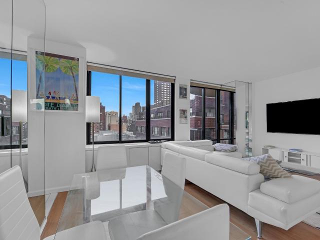304 E 65th Street 11C
