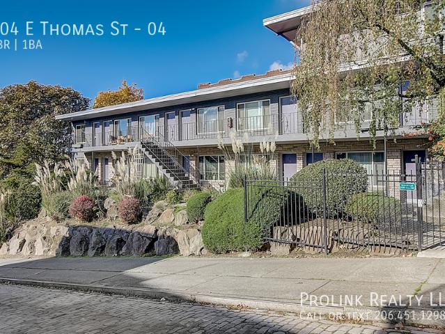 304 E Thomas St, 1 bed, 1 full bath