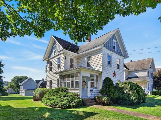 304 E Union St, Canton, PA 17724