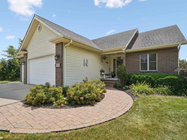 304 E Oak Circle