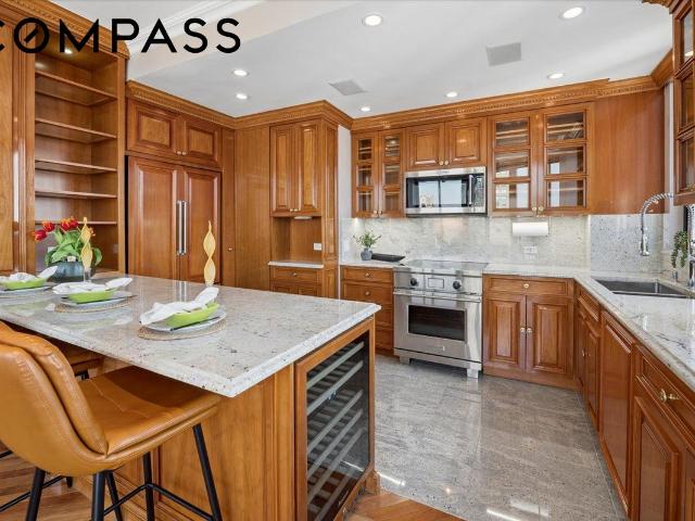 304 East 65th Street, New York, NY