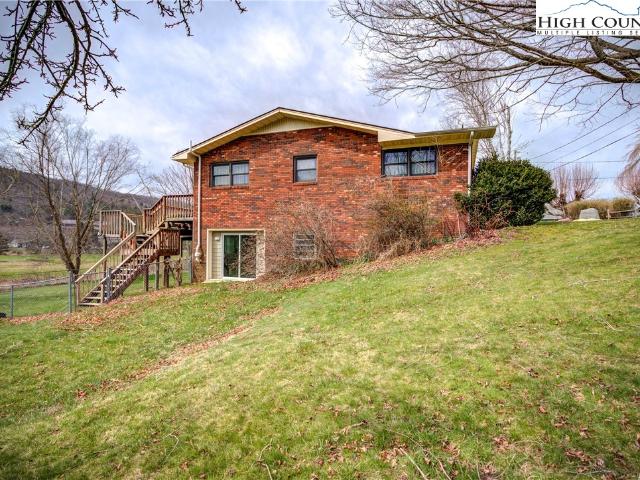 304 Evergreen Lane