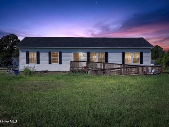 304 Forsythe Ln, New Bern, NC 28560