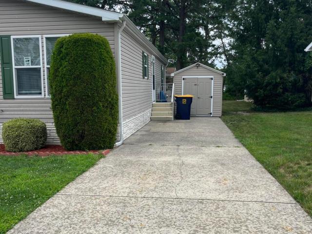 304 Kenwood Court