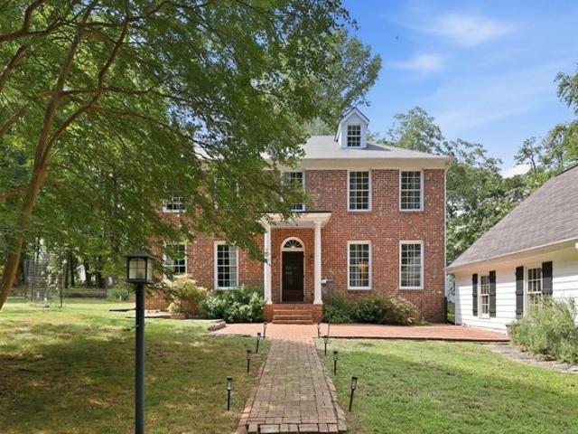 304 Kite Dr, Fuquay Varina, NC 27526