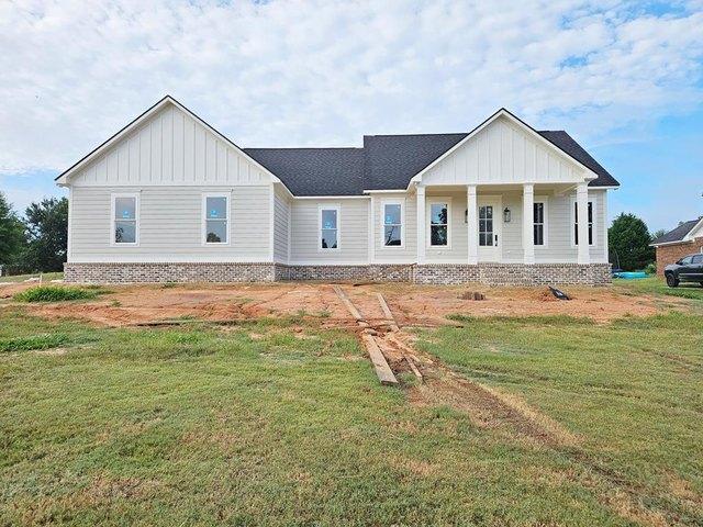 304 Hawkstead Dr, Leesburg, GA 31763