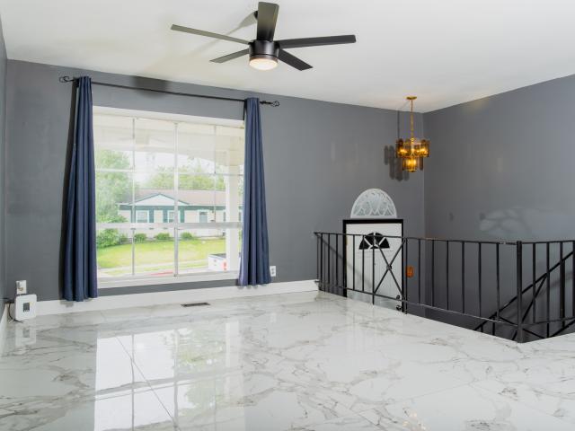 304 Hamrick Avenue