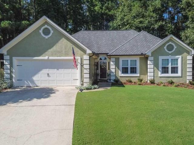 304 Harcourt Pl, Peachtree City, GA 30269