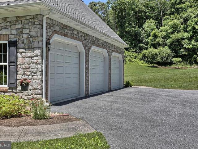 304 Iron Valley Drive