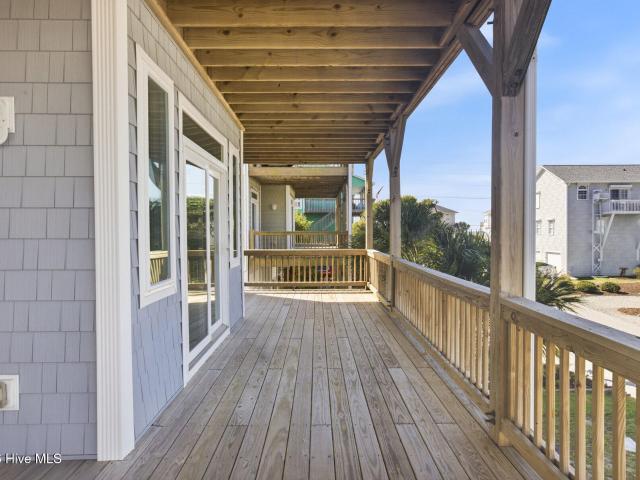 304 Oceanaire Lane
