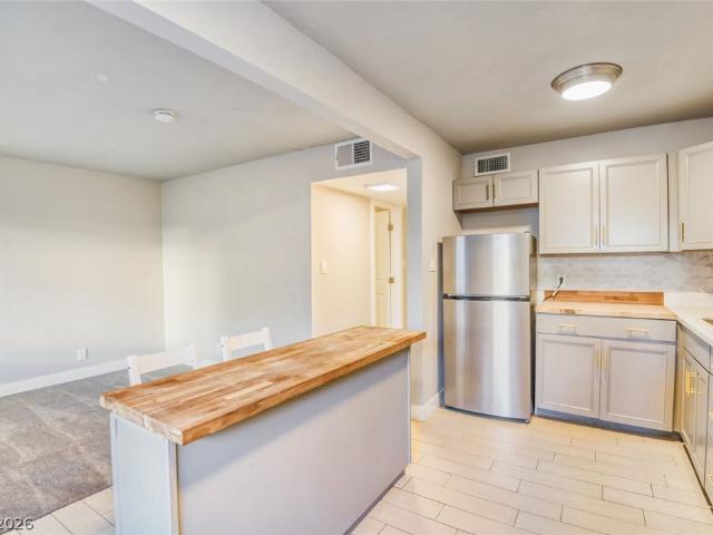 304 Orland Street 38