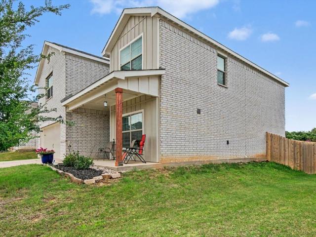304 Lowery Oaks Trail