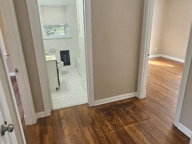 304 Layne St