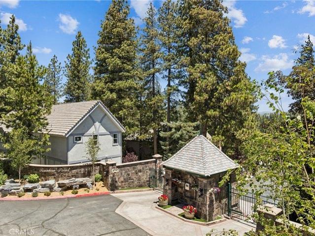 304 Lake Knoll Dr, Lake Arrowhead, CA 92352