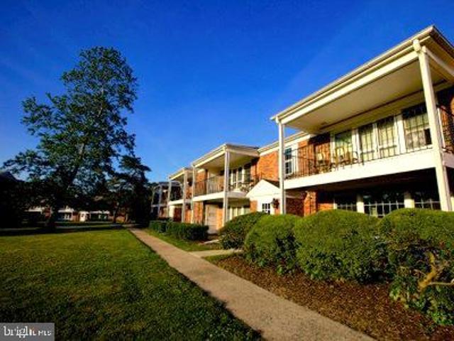 304 Lakeview Ter, Unit 304, Princeton, NJ 08540 | Compass