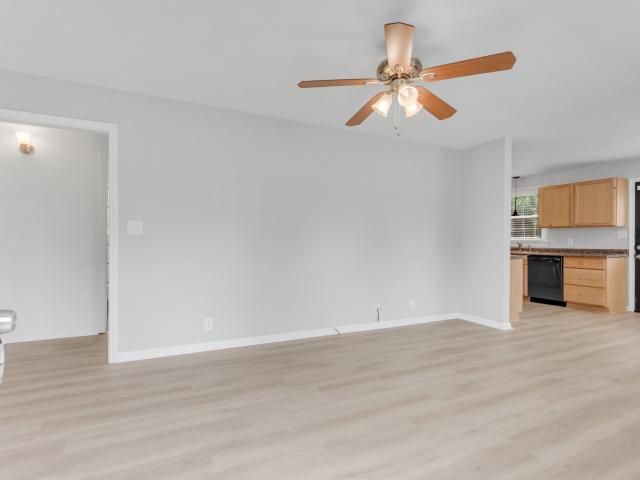 304 Lallemand Ct