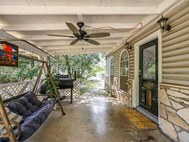304 Lea Ln, Wimberley, TX 78676