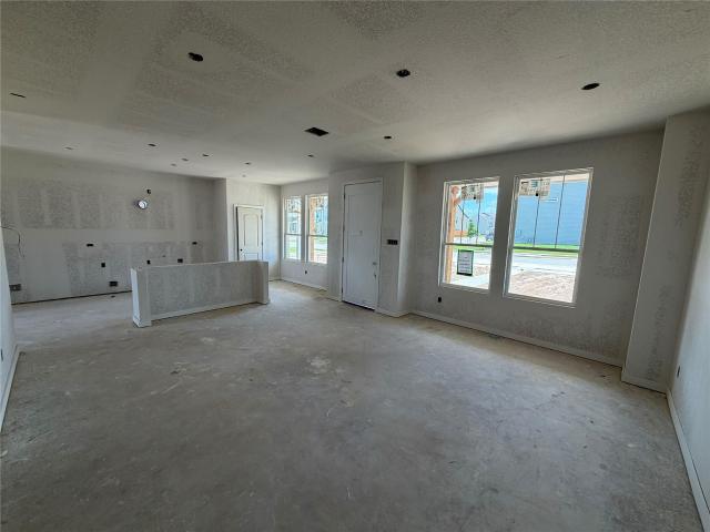 304 Leeland Dr
