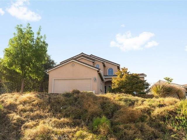 304 Mira Loma Dr, Oroville, CA 95965
