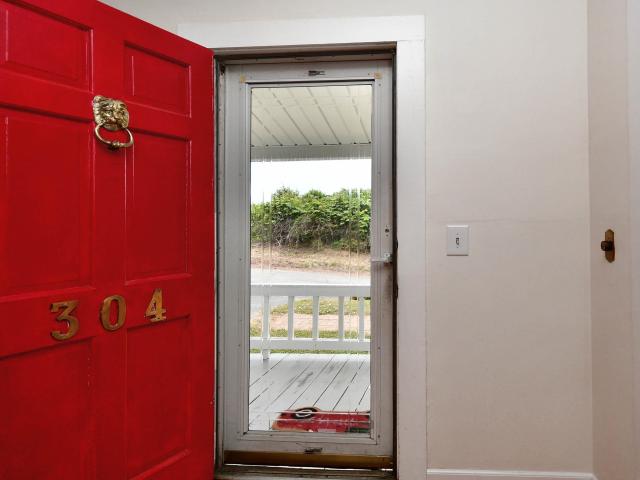 304 N 1st Street
