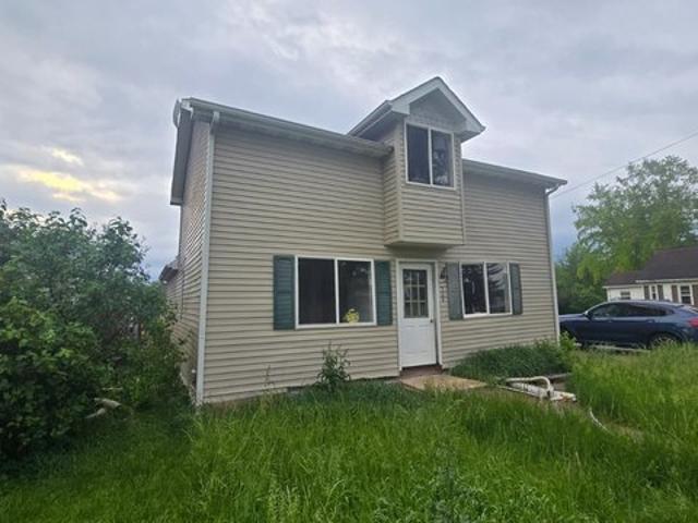 304 N Taylor Ave, Cherry, IL 61317