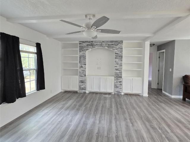 304 N Walnut Drive