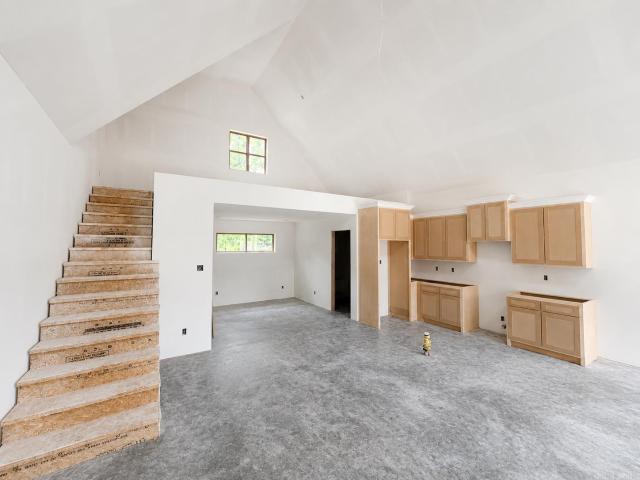 304 N Arch