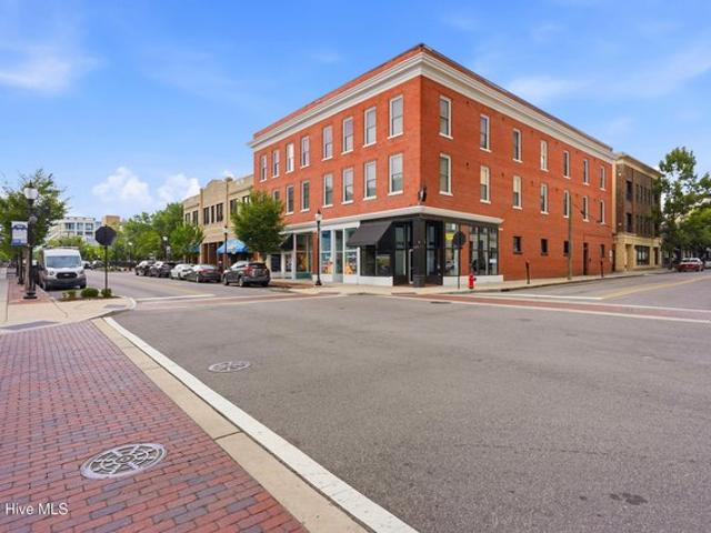 304 N Front St Apt E, Wilmington, NC 28401