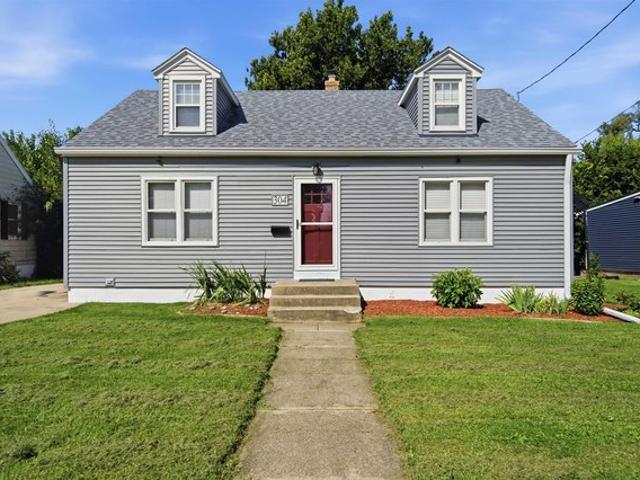 304 N Lawndale Ave, Washington, IL 61571