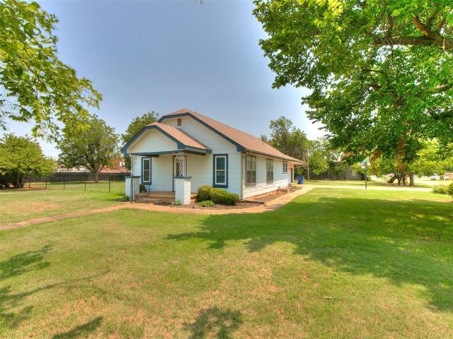 304 NW 2nd Street