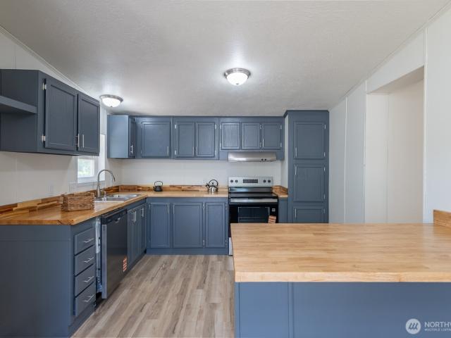 304 nw hemlock avenue