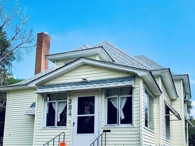 304 S 11th St, Rocky Ford, CO 81067