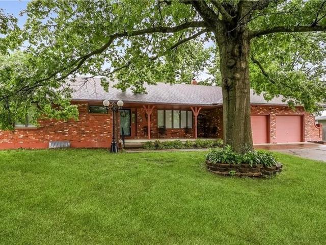 304 S Delaware St, Archie, MO 64725
